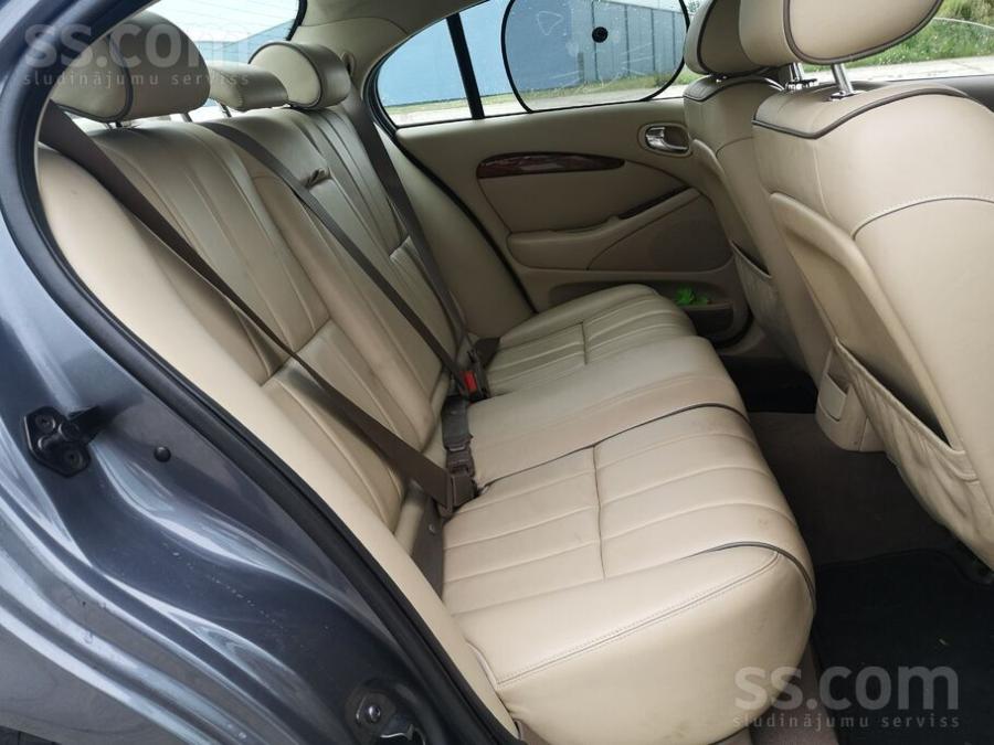 Pelēks Jaguar S-Type 2005 Rīga, ar dzinēja tilpumu 2.70 L un nobraukumu 0 tūkst. km par 2590 €, foto 18 vietnē AUTOMOTO.COM.LV
