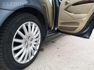 Pelēks Jaguar S-Type 2005 Rīga, ar dzinēja tilpumu 2.70 L un nobraukumu 0 tūkst. km par 2590 €, foto 19 vietnē AUTOMOTO.COM.LV