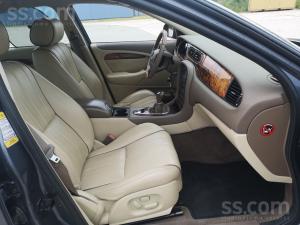 Pelēks Jaguar S-Type 2005 Rīga, ar dzinēja tilpumu 2.70 L un nobraukumu 0 tūkst. km par 2590 €, foto 21 vietnē AUTOMOTO.COM.LV