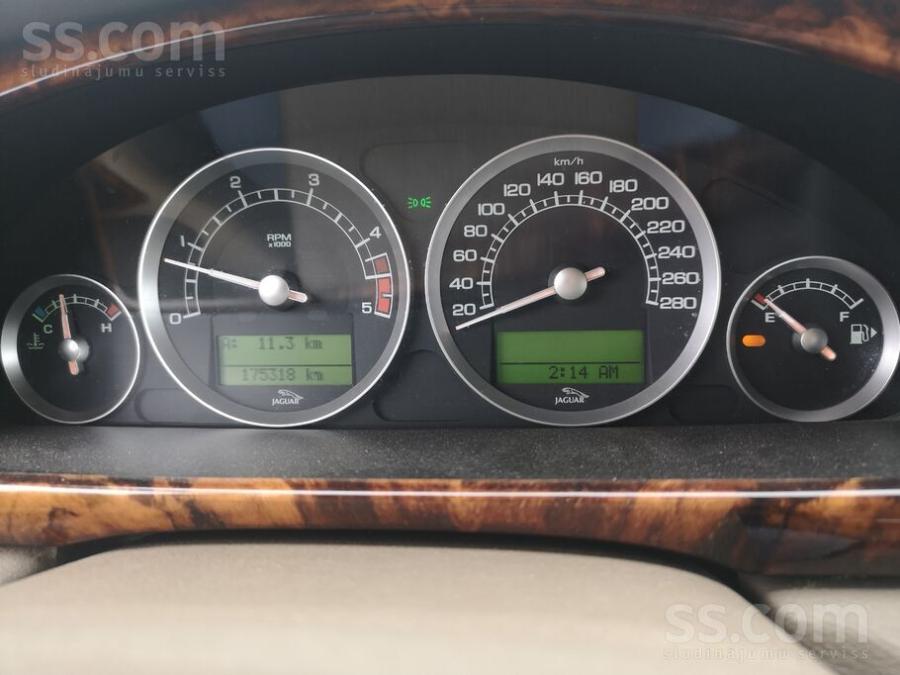 Pelēks Jaguar S-Type 2005 Rīga, ar dzinēja tilpumu 2.70 L un nobraukumu 0 tūkst. km par 2590 €, foto 23 vietnē AUTOMOTO.COM.LV