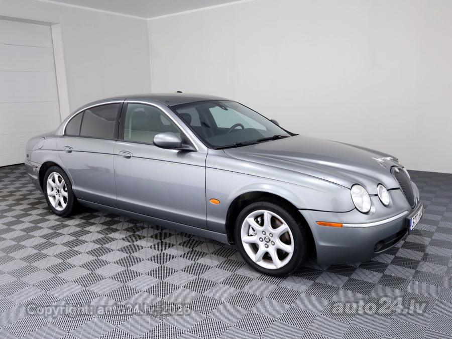 Grey Jaguar S-Type 2006 in Tallinn, with an engine capacity of 2.70 L and mileage of 362 thousand km for 1499 €, photo 1 on AUTOMOTO.COM.LV