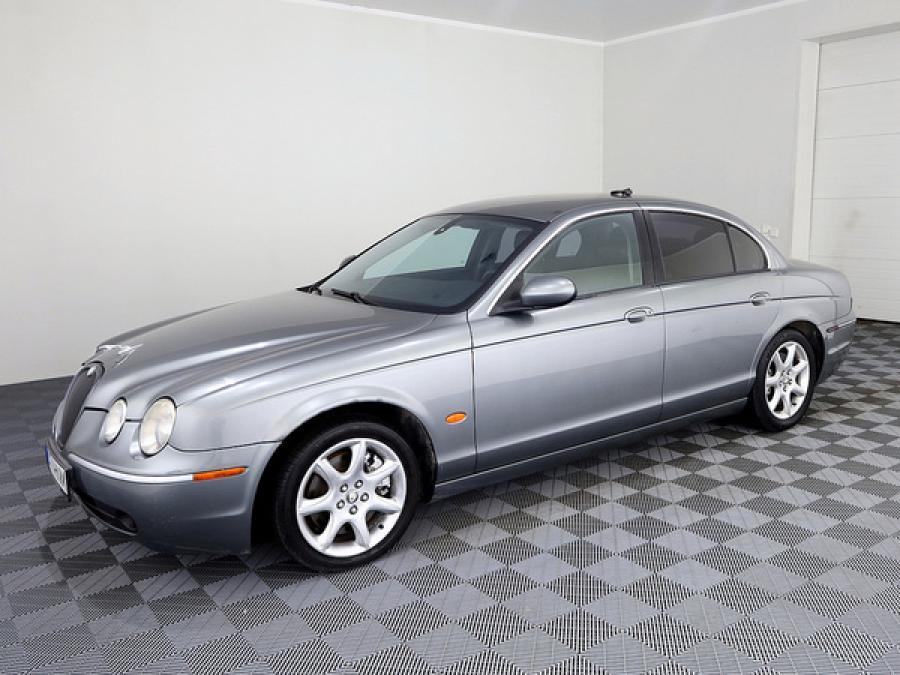 Pelēks Jaguar S-Type 2006 Tallina, ar dzinēja tilpumu 2.70 L un nobraukumu 362 tūkst. km par 1499 €, foto 3 vietnē AUTOMOTO.COM.LV