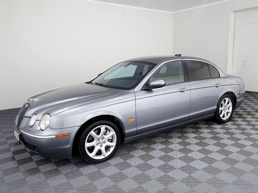 Pelēks Jaguar S-Type 2006 Tallina, ar dzinēja tilpumu 2.70 L un nobraukumu 362 tūkst. km par 1499 €, foto 12 vietnē AUTOMOTO.COM.LV