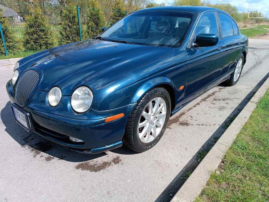 Jaguar S-Type 2002 Kauņa, ar dzinēja tilpumu 4.00 L un nobraukumu 100 tūkst. km par 900 €, foto 1 vietnē AUTOMOTO.COM.LV