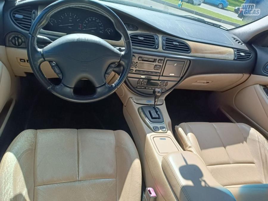 Jaguar S-Type 2002 Kauņa, ar dzinēja tilpumu 4.00 L un nobraukumu 100 tūkst. km par 900 €, foto 6 vietnē AUTOMOTO.COM.LV