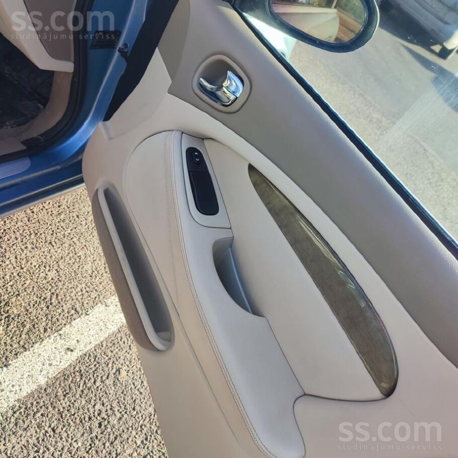 Jaguar S-Type 2003 Rīga, ar dzinēja tilpumu 3.00 L un nobraukumu 232 tūkst. km par 2700 €, foto 3 vietnē AUTOMOTO.COM.LV