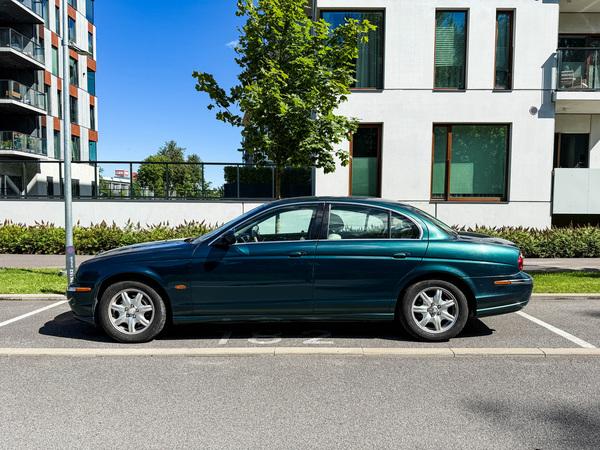 Jaguar S-Type 2003 Tallina, ar dzinēja tilpumu 2.50 L un nobraukumu 276 tūkst. km par 2200 €, foto 3 vietnē AUTOMOTO.COM.LV