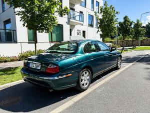 Jaguar S-Type 2003 in Tallinn, with an engine capacity of 2.50 L and mileage of 276 thousand km for 2200 €, photo 7 on AUTOMOTO.COM.LV