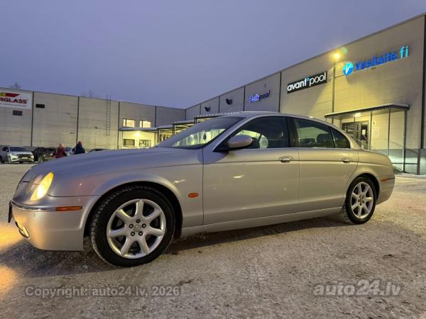 Jaguar S-Type 2005 in Tallinn, with an engine capacity of 2.70 L and mileage of 254 thousand km for 4200 €, photo 3 on AUTOMOTO.COM.LV