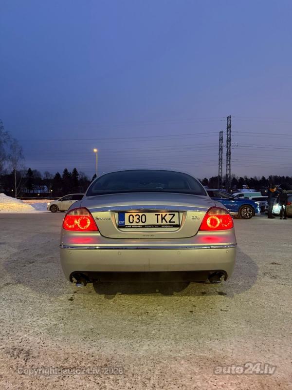 Jaguar S-Type 2005 in Tallinn, with an engine capacity of 2.70 L and mileage of 254 thousand km for 4200 €, photo 5 on AUTOMOTO.COM.LV