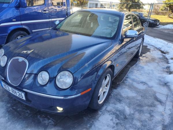 Jaguar S-Type 2007 in Vilnius, with an engine capacity of 2.70 L and mileage of 196 thousand km for 2550 €, photo 1 on AUTOMOTO.COM.LV