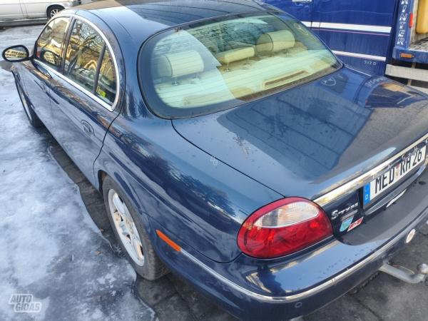 Jaguar S-Type 2007 in Vilnius, with an engine capacity of 2.70 L and mileage of 196 thousand km for 2550 €, photo 3 on AUTOMOTO.COM.LV