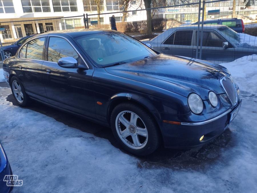 Jaguar S-Type 2007 in Vilnius, with an engine capacity of 2.70 L and mileage of 196 thousand km for 2550 €, photo 7 on AUTOMOTO.COM.LV