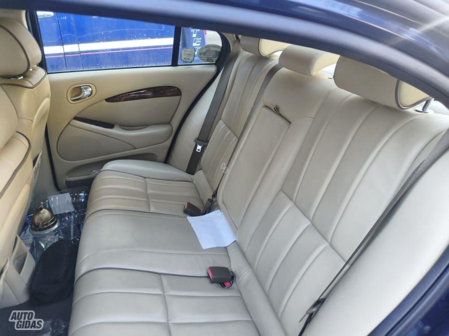 Jaguar S-Type 2007 in Vilnius, with an engine capacity of 2.70 L and mileage of 196 thousand km for 2550 €, photo 12 on AUTOMOTO.COM.LV