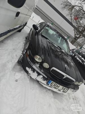 Melns Jaguar X-Type 2001 Viļņa, ar dzinēja tilpumu 3.00 L un nobraukumu 207 tūkst. km par 1400 €, foto 2 vietnē AUTOMOTO.COM.LV
