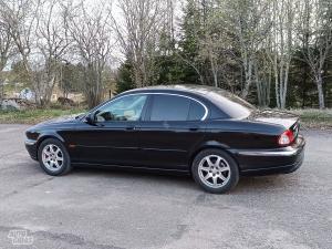 Melns Jaguar X-Type 2002 Alīta, ar dzinēja tilpumu 2.10 L un nobraukumu 257 tūkst. km par 999 €, foto 10 vietnē AUTOMOTO.COM.LV