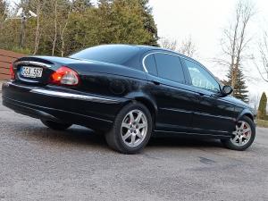 Melns Jaguar X-Type 2002 Alīta, ar dzinēja tilpumu 2.10 L un nobraukumu 257 tūkst. km par 999 €, foto 23 vietnē AUTOMOTO.COM.LV