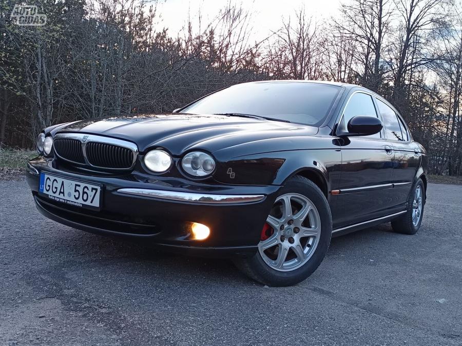Melns Jaguar X-Type 2002 Alīta, ar dzinēja tilpumu 2.10 L un nobraukumu 257 tūkst. km par 999 €, foto 26 vietnē AUTOMOTO.COM.LV