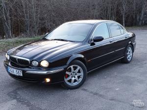Melns Jaguar X-Type 2002 Alīta, ar dzinēja tilpumu 2.10 L un nobraukumu 257 tūkst. km par 999 €, foto 28 vietnē AUTOMOTO.COM.LV