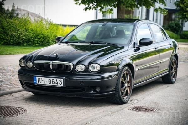 Black Jaguar X-Type 2004 in Riga, with an engine capacity of 2.00 L and mileage of 0 thousand km for 590 €, photo 1 on AUTOMOTO.COM.LV