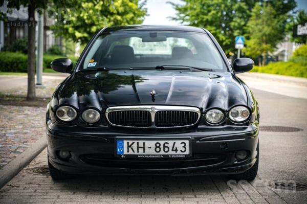 Black Jaguar X-Type 2004 in Riga, with an engine capacity of 2.00 L and mileage of 0 thousand km for 590 €, photo 2 on AUTOMOTO.COM.LV
