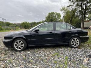 Melns Jaguar X-Type 2006 Viļņa, ar dzinēja tilpumu 2.00 L un nobraukumu 243 tūkst. km par 999 €, foto 3 vietnē AUTOMOTO.COM.LV