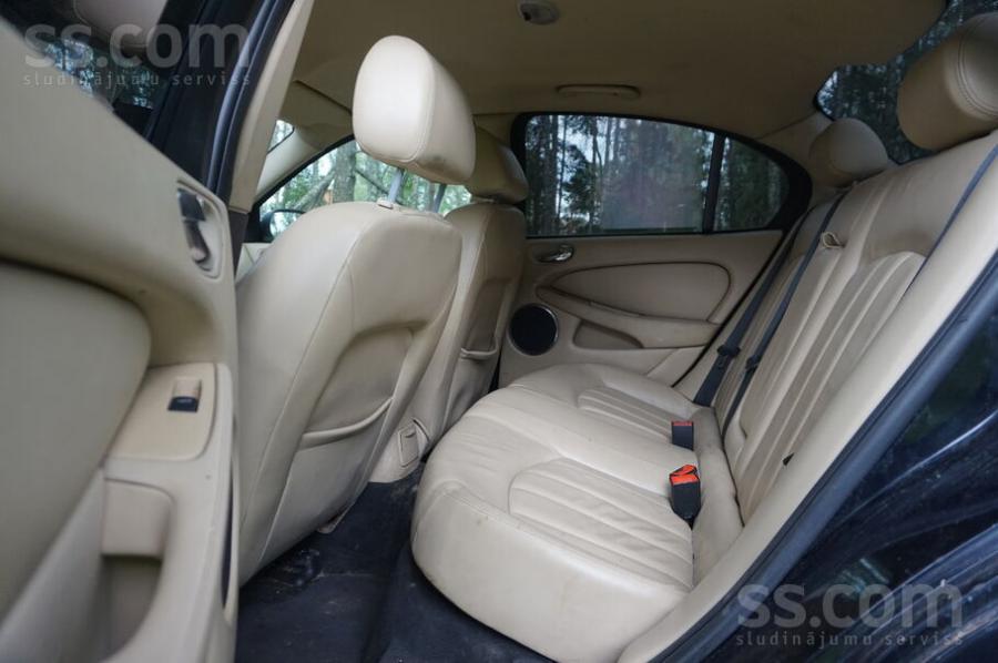 Melns Jaguar X-Type 2007 Jūrmala, ar dzinēja tilpumu 2.20 L un nobraukumu 198 tūkst. km par 1495 €, foto 12 vietnē AUTOMOTO.COM.LV