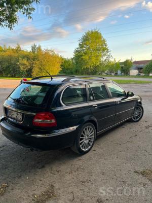 Black Jaguar X-Type 2006 in Ogre, with an engine capacity of 2.50 L and mileage of 301 thousand km for 2500 €, photo 4 on AUTOMOTO.COM.LV
