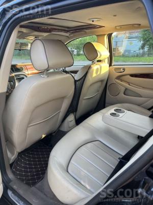 Black Jaguar X-Type 2006 in Ogre, with an engine capacity of 2.50 L and mileage of 301 thousand km for 2500 €, photo 11 on AUTOMOTO.COM.LV