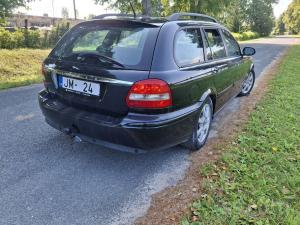 Melns Jaguar X-Type 2006 Valmiera, ar dzinēja tilpumu 2.20 L un nobraukumu 260 tūkst. km par 2600 €, foto 5 vietnē AUTOMOTO.COM.LV