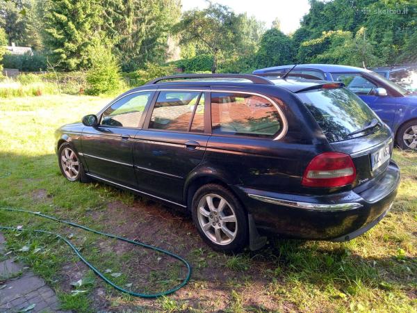 Melns Jaguar X-Type 2006 Kauņa, ar dzinēja tilpumu 2.00 L un nobraukumu 232 tūkst. km par 1300 €, foto 6 vietnē AUTOMOTO.COM.LV
