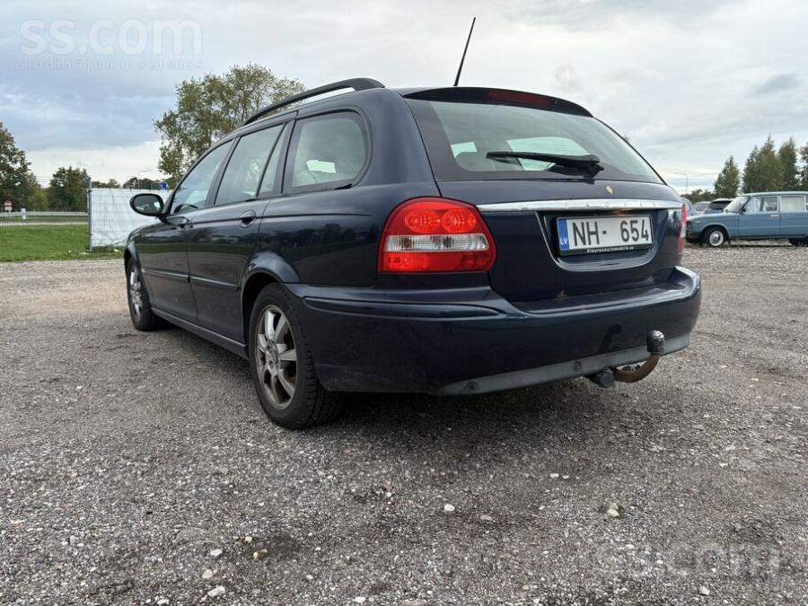 Melns Jaguar X-Type 2006 Daugavpils, ar dzinēja tilpumu 2.20 L un nobraukumu 339 tūkst. km par 1850 €, foto 5 vietnē AUTOMOTO.COM.LV
