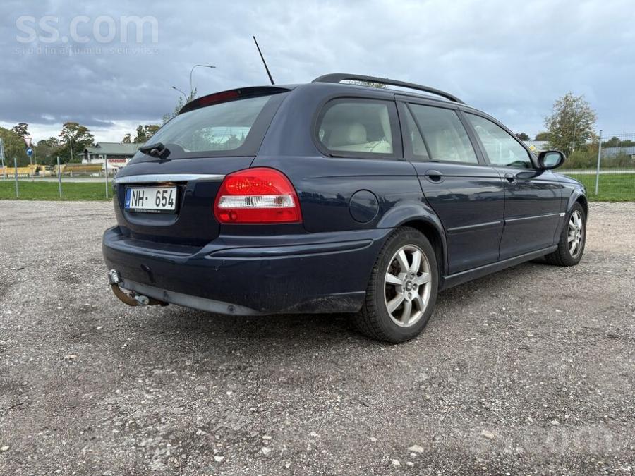Melns Jaguar X-Type 2006 Daugavpils, ar dzinēja tilpumu 2.20 L un nobraukumu 339 tūkst. km par 1850 €, foto 7 vietnē AUTOMOTO.COM.LV
