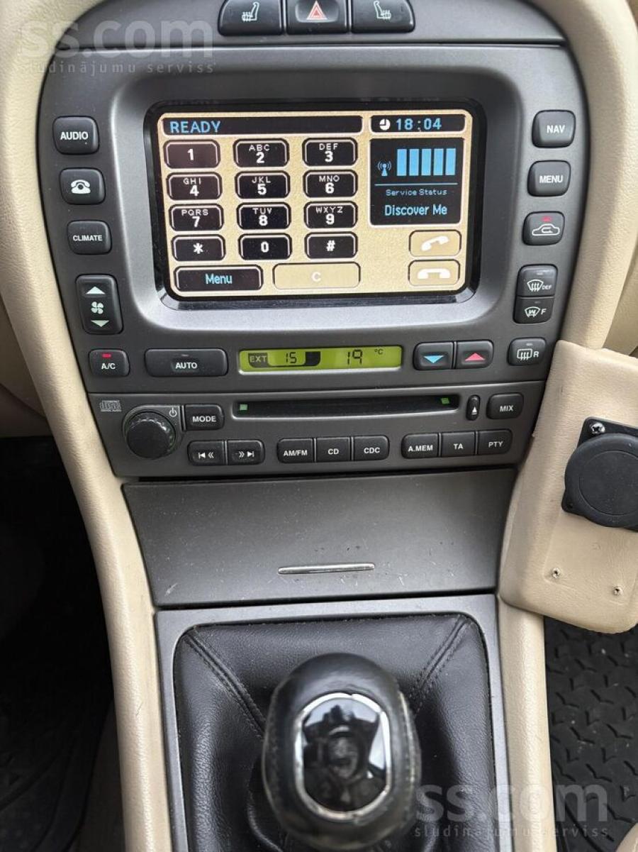 Melns Jaguar X-Type 2006 Daugavpils, ar dzinēja tilpumu 2.20 L un nobraukumu 339 tūkst. km par 1850 €, foto 18 vietnē AUTOMOTO.COM.LV