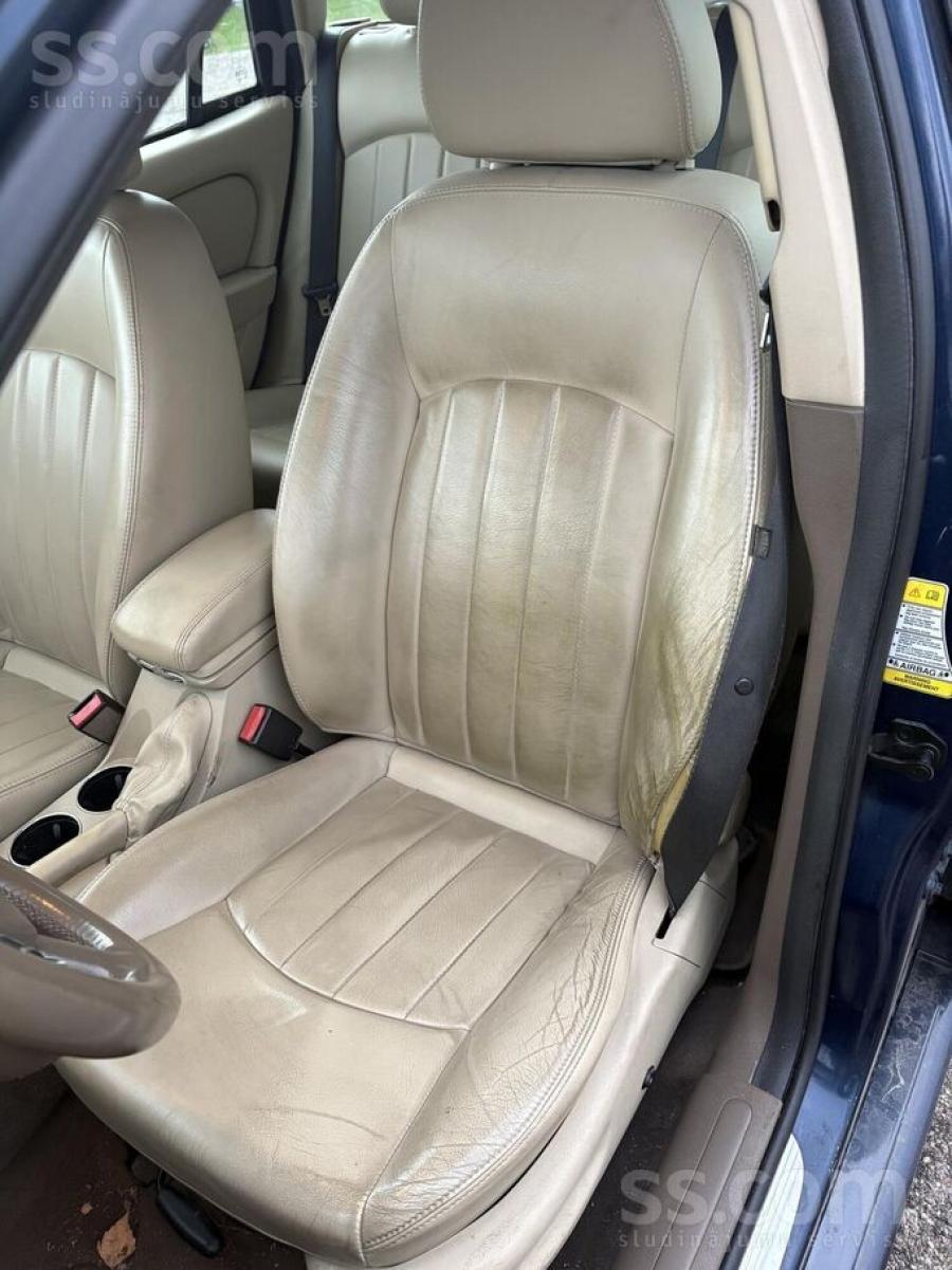 Melns Jaguar X-Type 2006 Daugavpils, ar dzinēja tilpumu 2.20 L un nobraukumu 339 tūkst. km par 1850 €, foto 20 vietnē AUTOMOTO.COM.LV