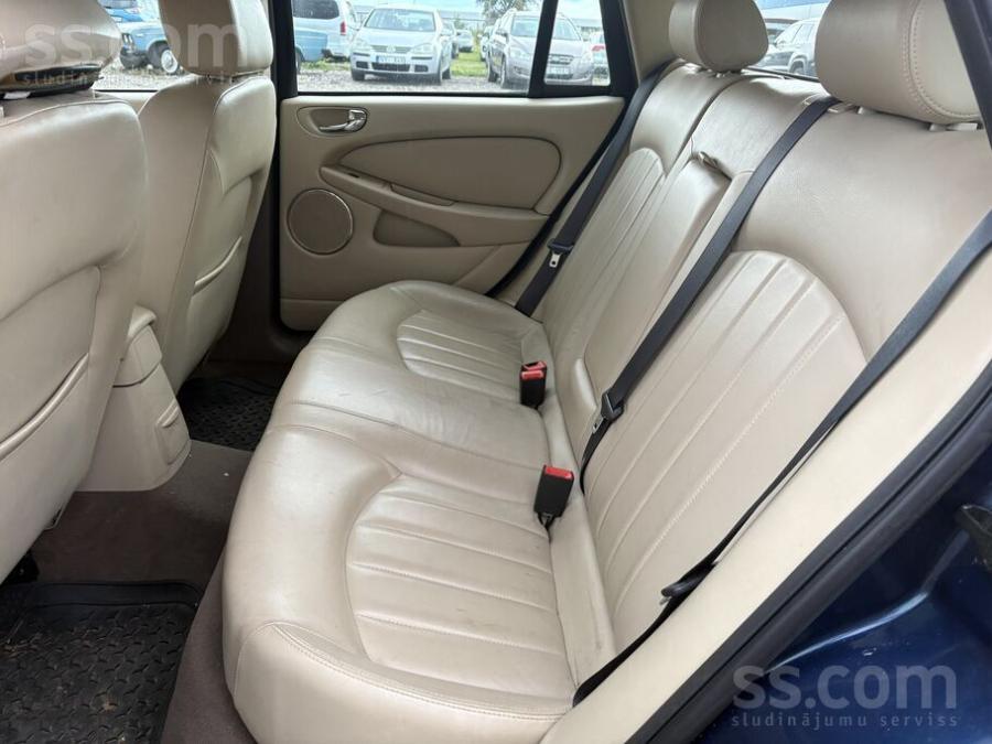 Melns Jaguar X-Type 2006 Daugavpils, ar dzinēja tilpumu 2.20 L un nobraukumu 339 tūkst. km par 1850 €, foto 21 vietnē AUTOMOTO.COM.LV