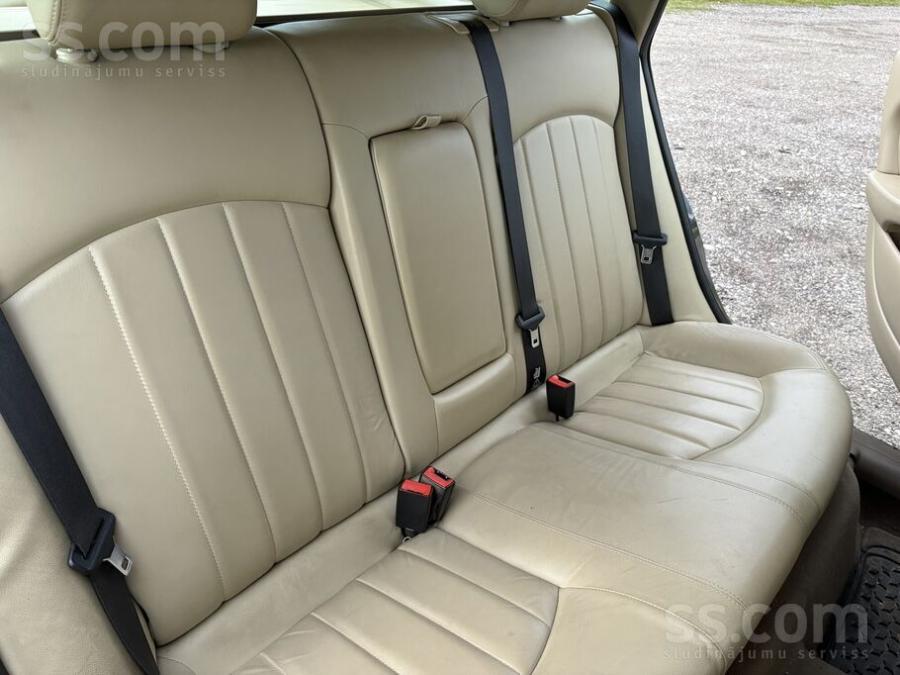 Melns Jaguar X-Type 2006 Daugavpils, ar dzinēja tilpumu 2.20 L un nobraukumu 339 tūkst. km par 1850 €, foto 22 vietnē AUTOMOTO.COM.LV