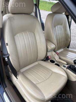 Melns Jaguar X-Type 2006 Daugavpils, ar dzinēja tilpumu 2.20 L un nobraukumu 339 tūkst. km par 1850 €, foto 23 vietnē AUTOMOTO.COM.LV