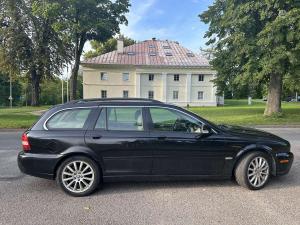 Black Jaguar X-Type 2009 in Vilnius, with an engine capacity of 2.20 L and mileage of 230 thousand km for 1650 €, photo  on AUTOMOTO.COM.LV