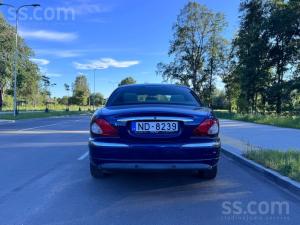 Blue Jaguar X-Type 2003 in Riga, with an engine capacity of 2.00 L and mileage of 227 thousand km for 1900 €, photo 8 on AUTOMOTO.COM.LV