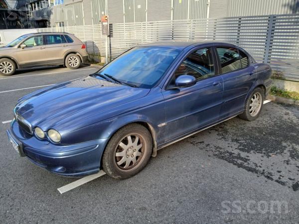 Синий Ягуар Х-Тайп 2004 в Рига, объемом двигателя 2.00 л и пробегом 215 тыс. км за 1300 €, фото 1 на AUTOMOTO.COM.LV