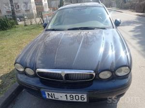 Zils Jaguar X-Type 2007 Rīga, ar dzinēja tilpumu 2.20 L un nobraukumu 244 tūkst. km par 2500 €, foto  vietnē AUTOMOTO.COM.LV