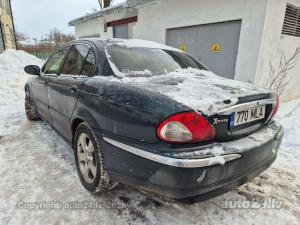 Green Jaguar X-Type 2002 in Tallinn, with an engine capacity of 2.10 L and mileage of 250 thousand km for 699 €, photo 4 on AUTOMOTO.COM.LV