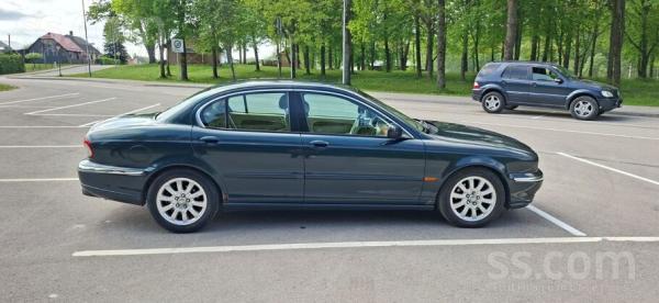Green Jaguar X-Type 2002 in Aluksne, with an engine capacity of 2.50 L and mileage of 270 thousand km for 1650 €, photo 6 on AUTOMOTO.COM.LV