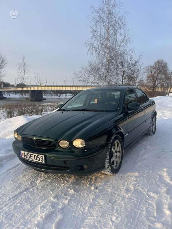 Zaļš Jaguar X-Type 2005 Kauņa, ar dzinēja tilpumu 2.00 L un nobraukumu 276 tūkst. km par 2500 €, foto 1 vietnē AUTOMOTO.COM.LV