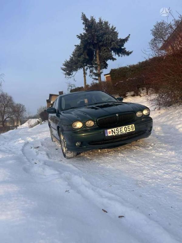 Zaļš Jaguar X-Type 2005 Kauņa, ar dzinēja tilpumu 2.00 L un nobraukumu 276 tūkst. km par 2500 €, foto 8 vietnē AUTOMOTO.COM.LV
