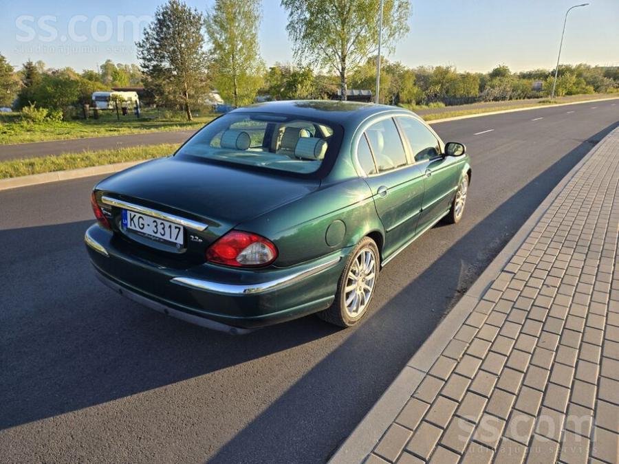 Zaļš Jaguar X-Type 2006 Rīga, ar dzinēja tilpumu 2.20 L un nobraukumu 300 tūkst. km par 3300 €, foto 3 vietnē AUTOMOTO.COM.LV