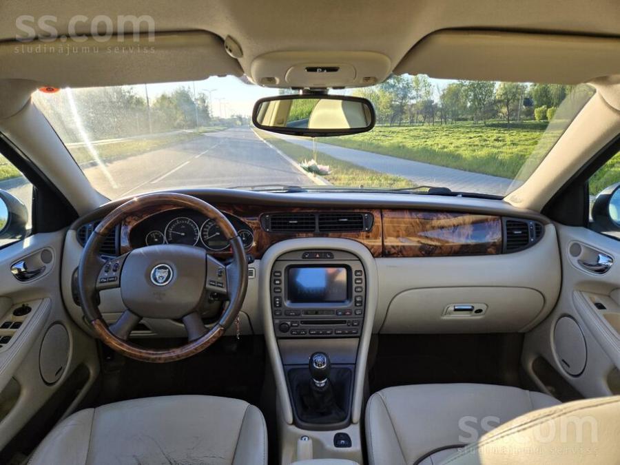 Zaļš Jaguar X-Type 2006 Rīga, ar dzinēja tilpumu 2.20 L un nobraukumu 300 tūkst. km par 3300 €, foto 5 vietnē AUTOMOTO.COM.LV