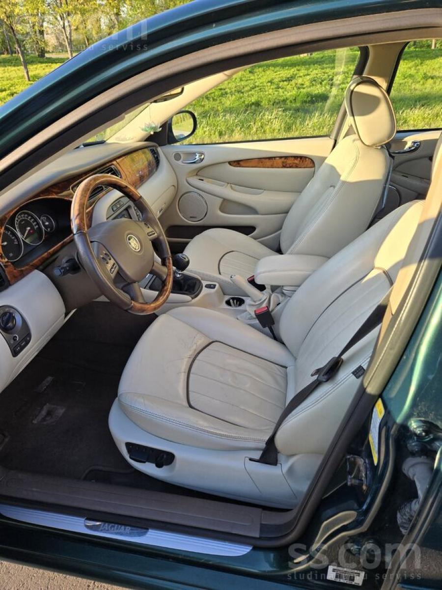 Zaļš Jaguar X-Type 2006 Rīga, ar dzinēja tilpumu 2.20 L un nobraukumu 300 tūkst. km par 3300 €, foto 6 vietnē AUTOMOTO.COM.LV