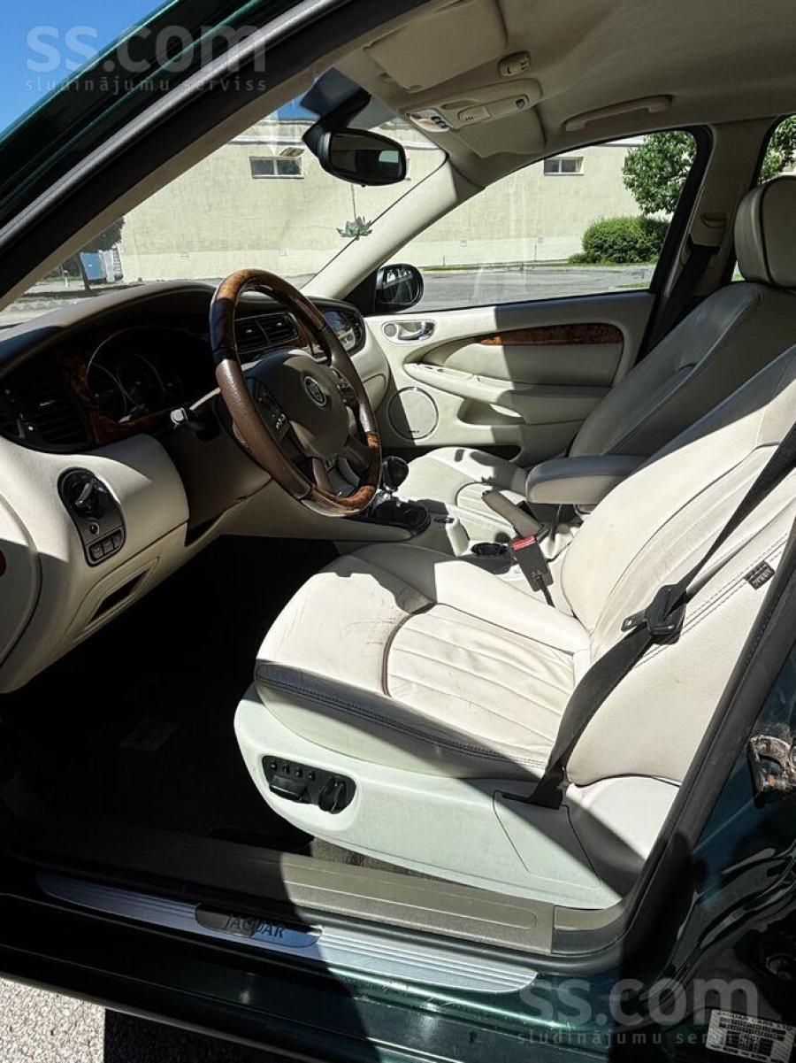 Zaļš Jaguar X-Type 2006 Rīga, ar dzinēja tilpumu 2.20 L un nobraukumu 304 tūkst. km par 2950 €, foto 7 vietnē AUTOMOTO.COM.LV